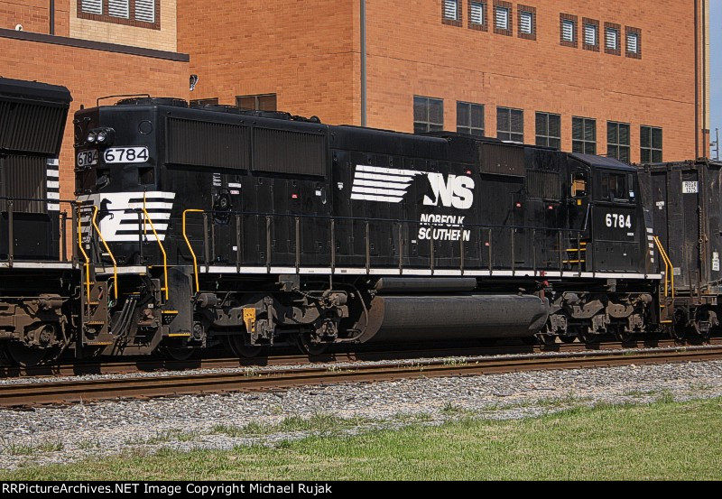 NS 6784